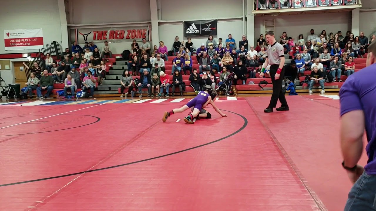 Carter Anderson's first wrestling match - YouTube