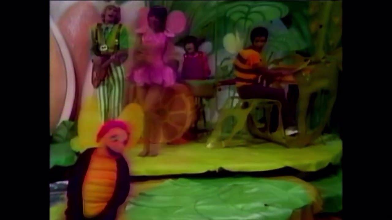 The Bugaloos 1970 Sparky - YouTube