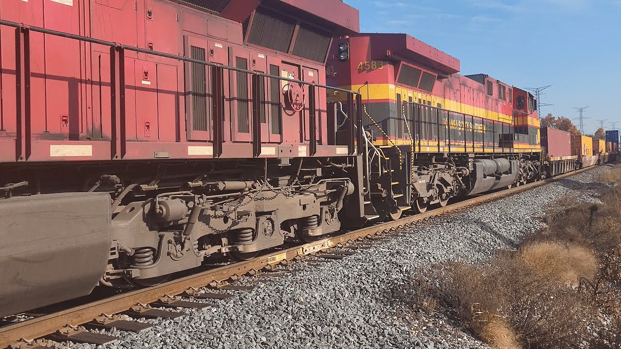 KCS 4583! CP 133 - 8954W at Hornby - October 4, 2023 - YouTube