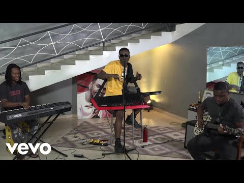 Ariel Sheney - Amina (Live from Home)