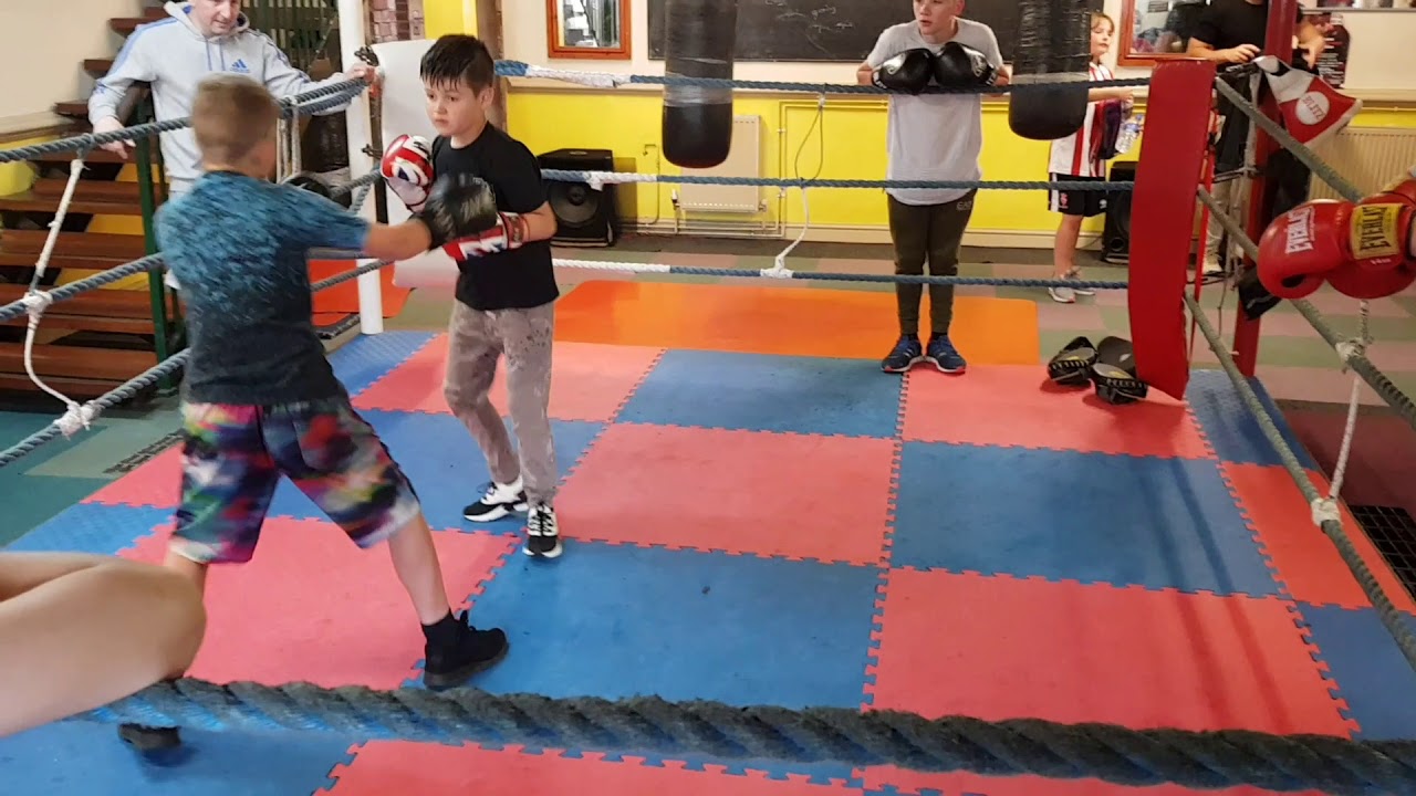 Bracebridge Boxing Club - YouTube