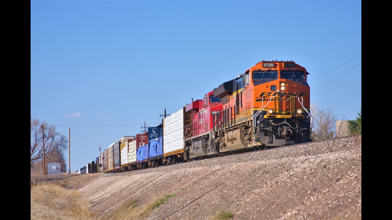 BNSF 7667 North and 3729 South [Hot 1st Gen K5HL, CP and more!] - YouTube