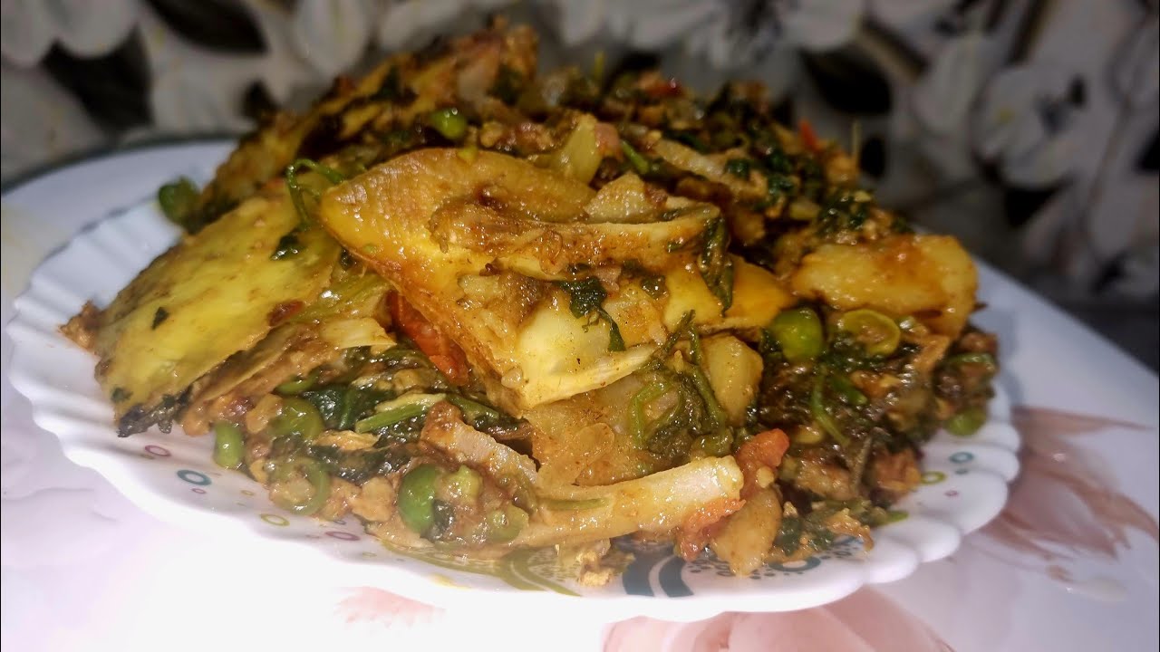 #Katla machher matha diye palang sak # palang sak alu koraisuti r ...