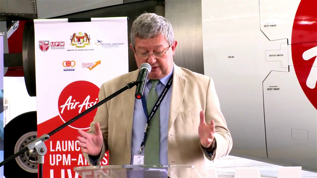 Mr Pierre Yves Reville, CEO Sepang Aircraft Engineering Sdn. Bhd, UPM ...