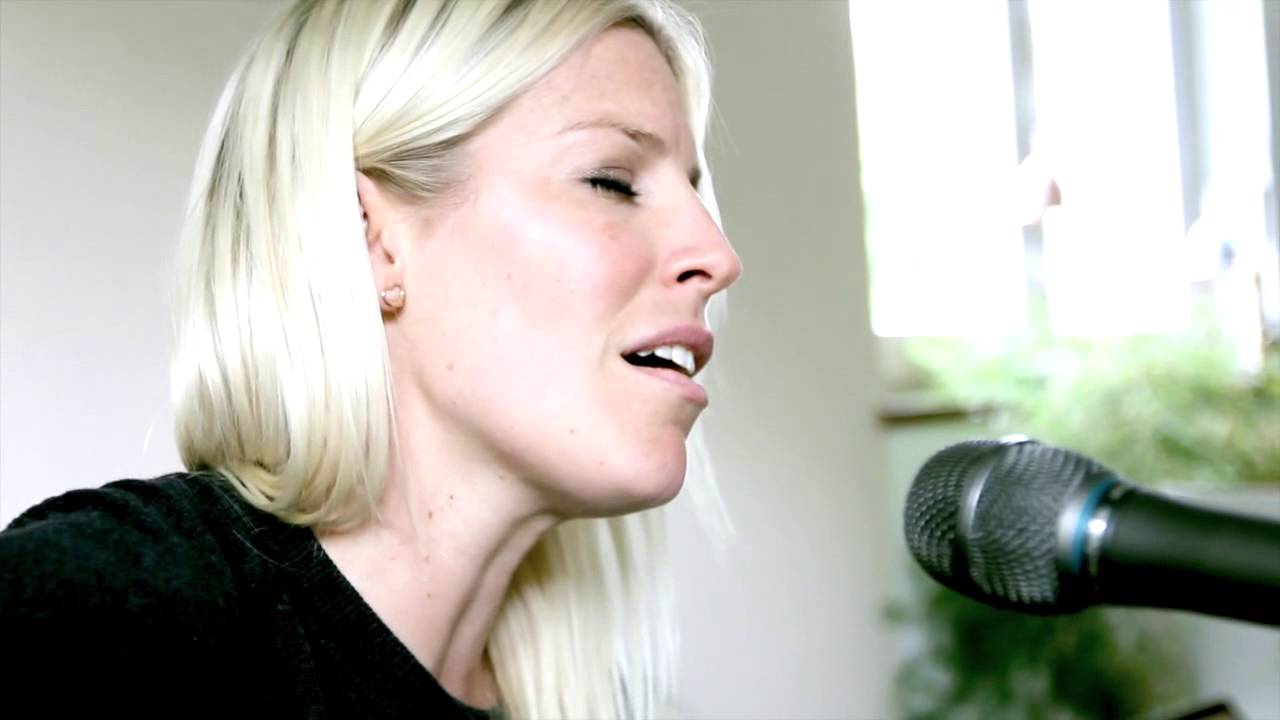 Never Let Me Go - Coby Grant feat. Patrick Wieland - YouTube