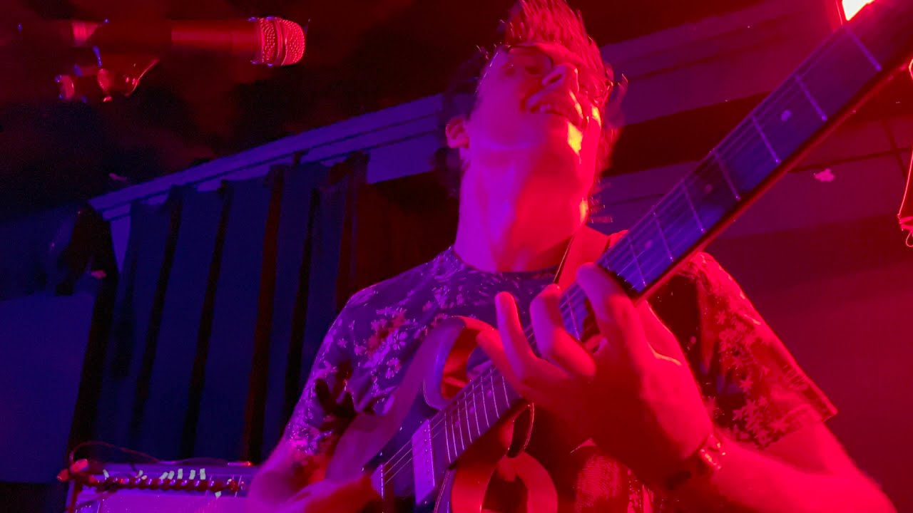Frankie and the Witch Fingers "Cavehead" @ Continental Room Fullerton ...
