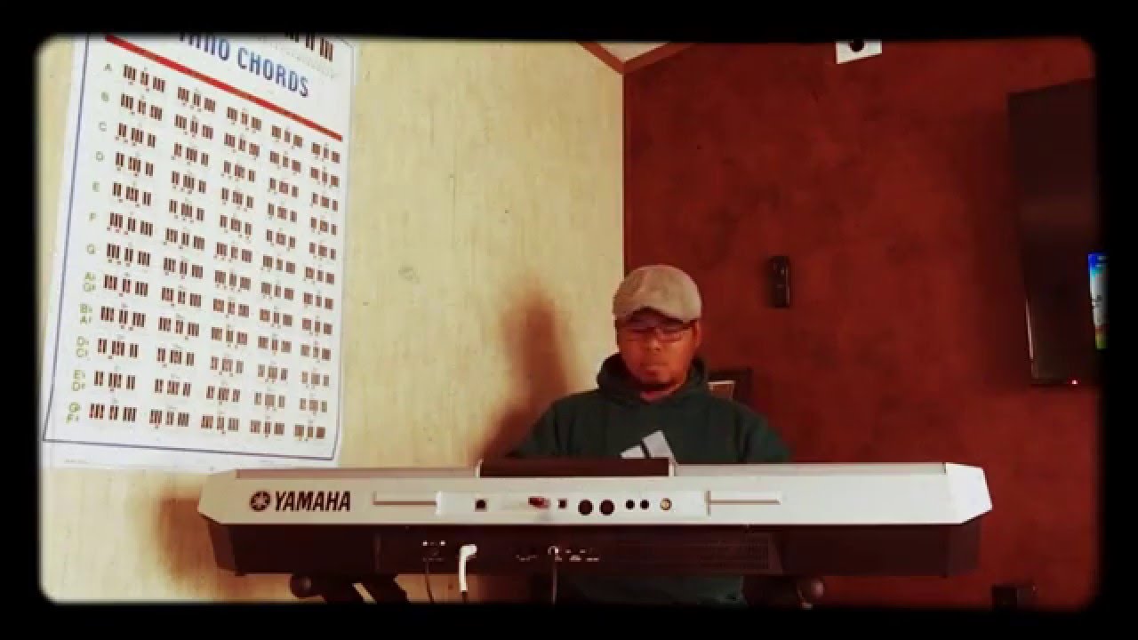 Khmer keyboard one man band - YouTube