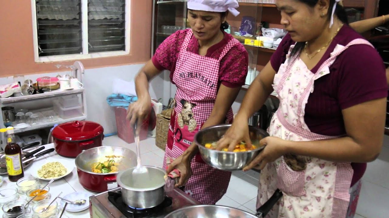 Cooking Class, Myanmar´s Food (Bagan) - YouTube