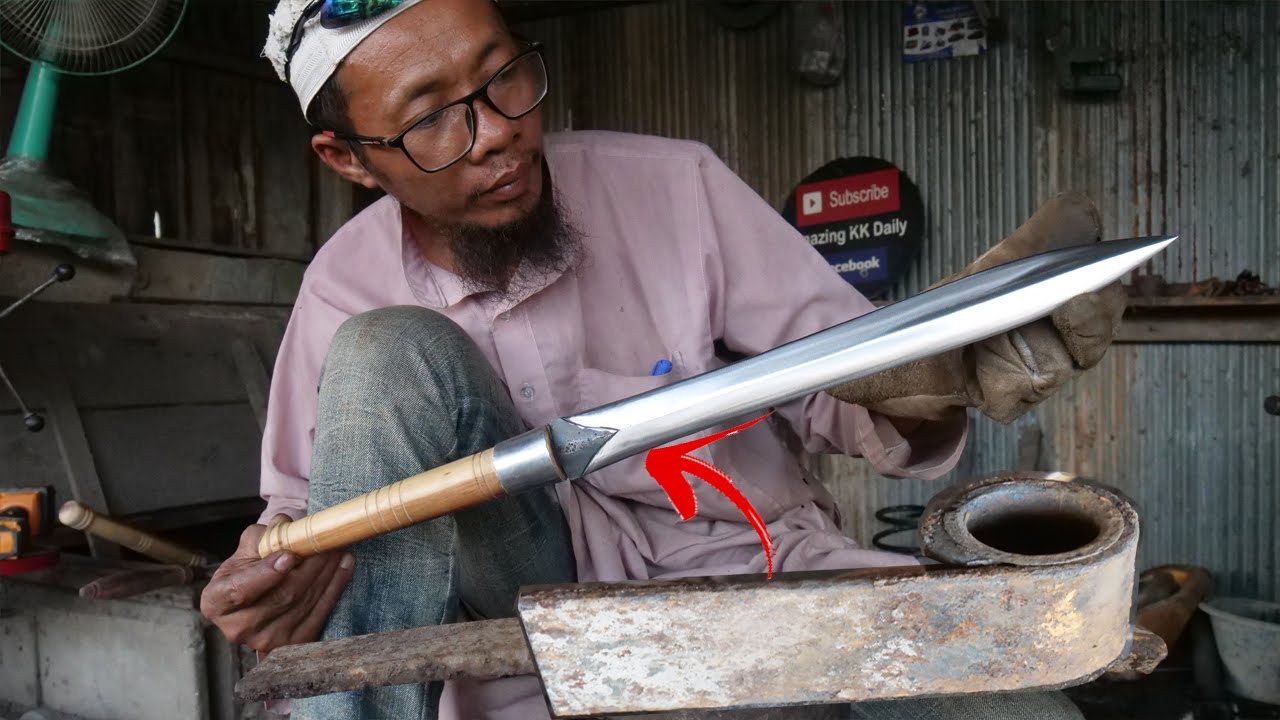 MAKING A KHMER ROYAL SWORD FROM RUSTY STEEL / HOW TO MAKE PRAH KHAN ...