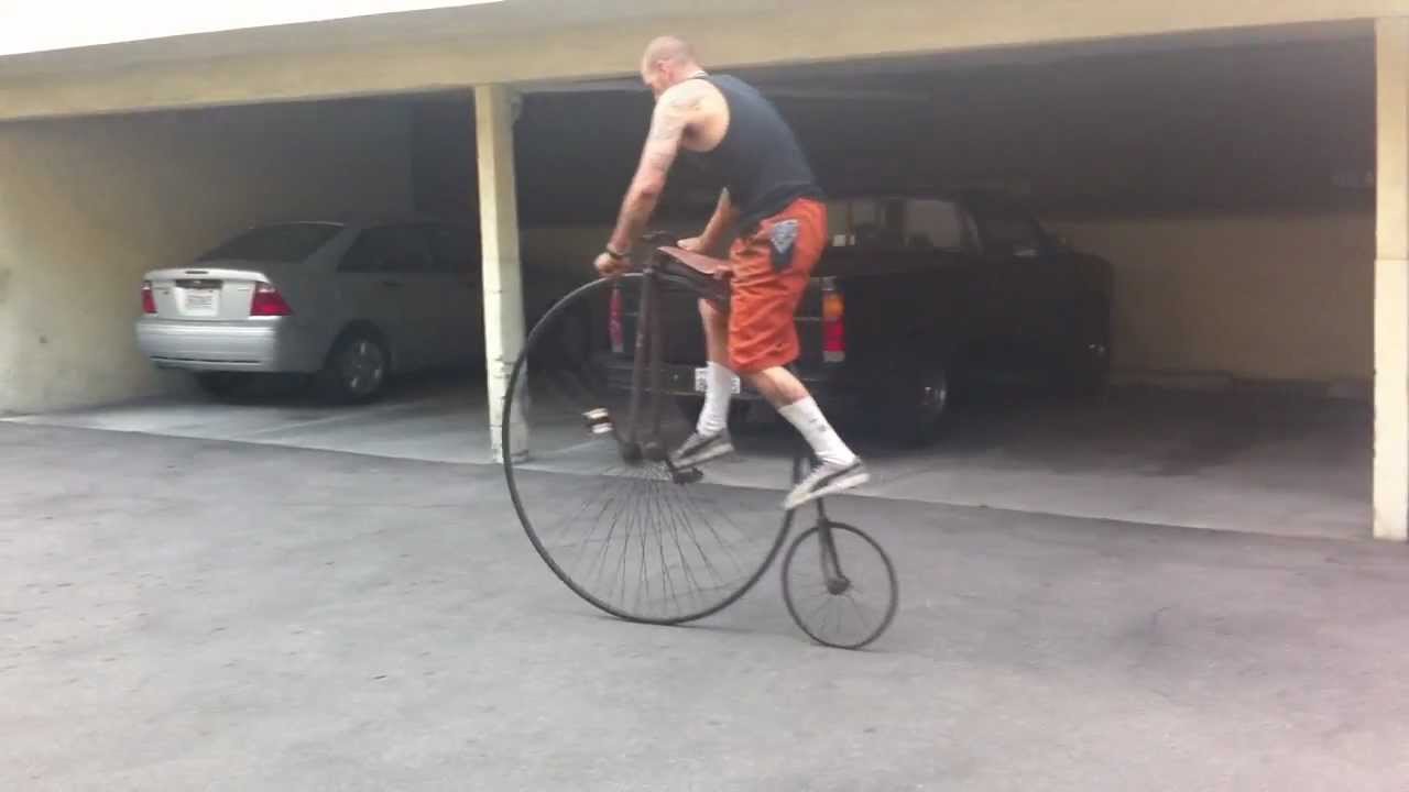 Riding a Columbia high wheel bicycle - YouTube