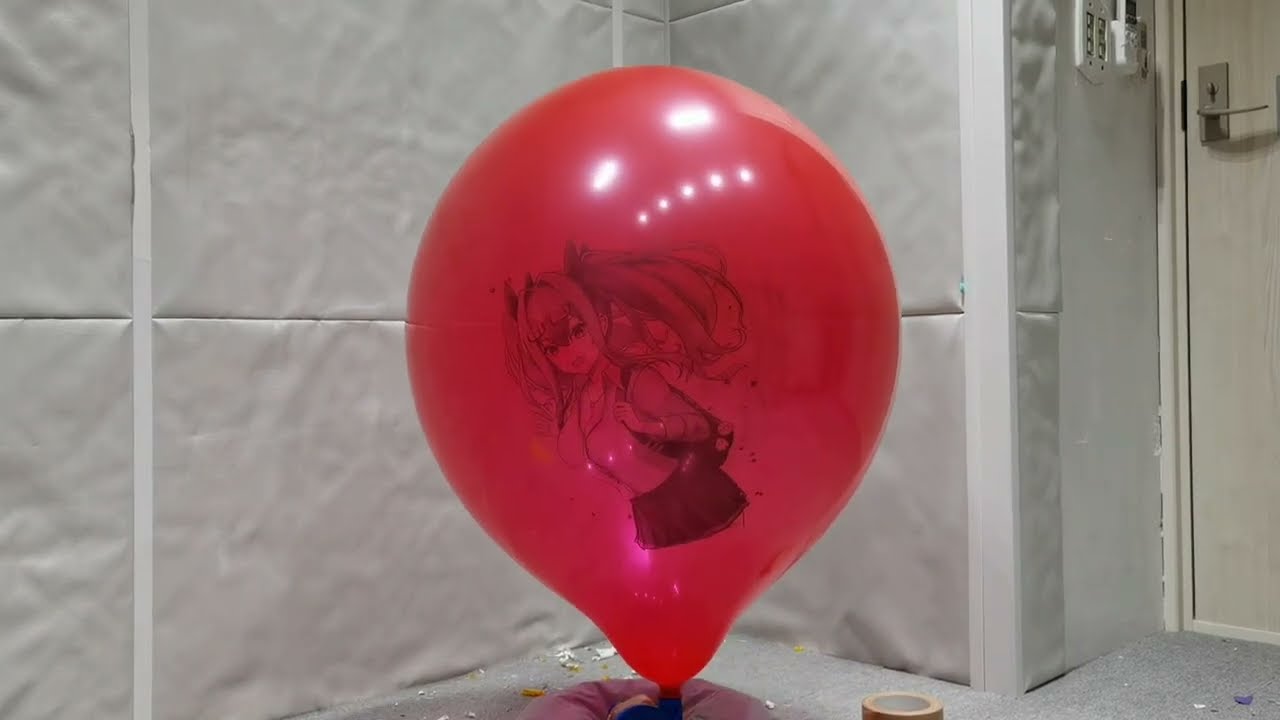 Anime balloon popping (Bremerton 18inch Red) - YouTube