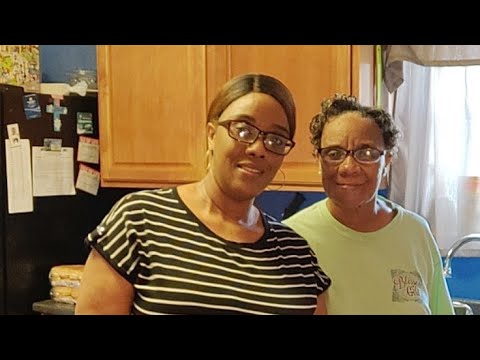 Sunday Dinner Live With The Crew - YouTube