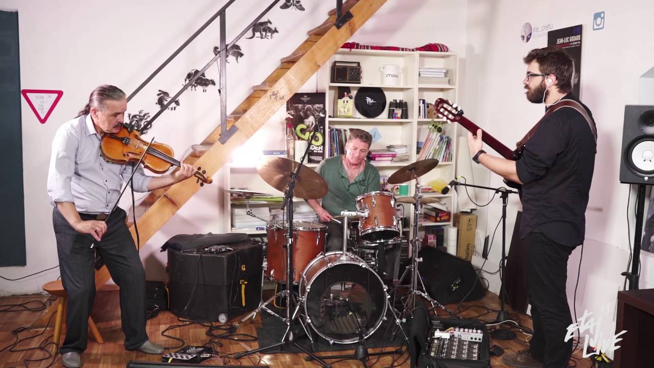 Etaj'Live #5. Folk Reverse Jazz Trio - YouTube