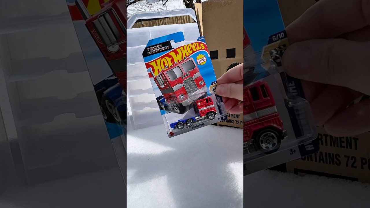 Opening the best of the Hot Wheels F Case... - YouTube
