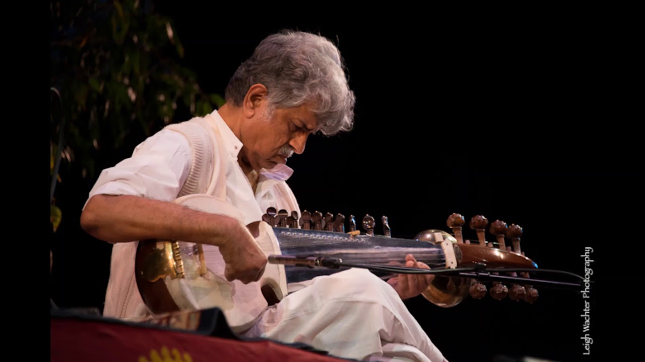 Pt Rajeev Taranath - Raga Purvi alap 2016 - YouTube