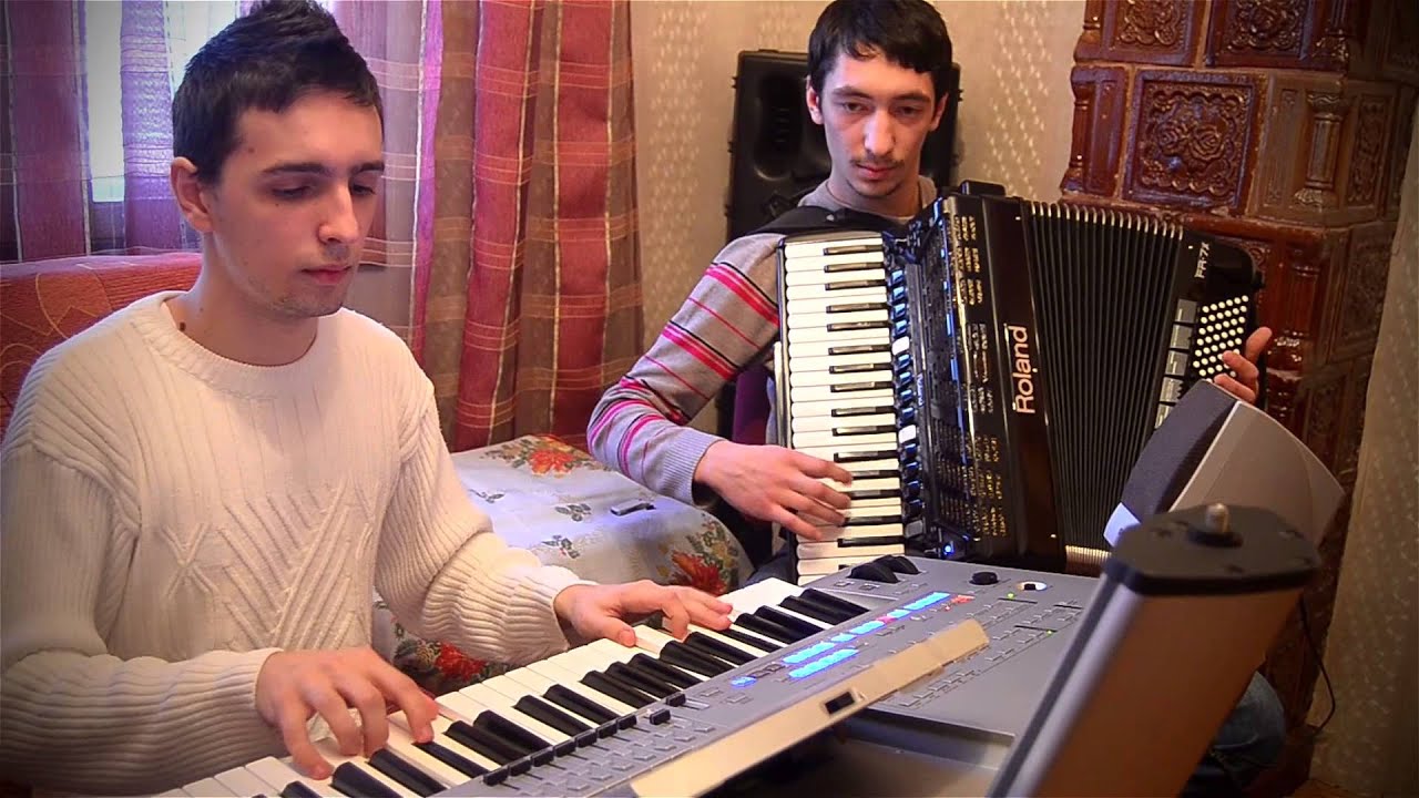 Andrei Gorgan & George Cislariu - Tyros 4 & Roland FR7x Demo 4 - YouTube