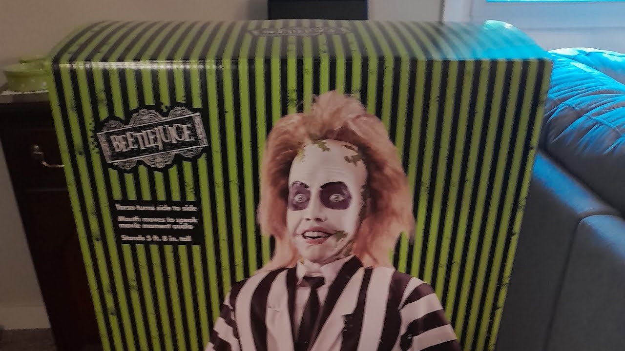 Beetlejuice unboxing part 2 - YouTube