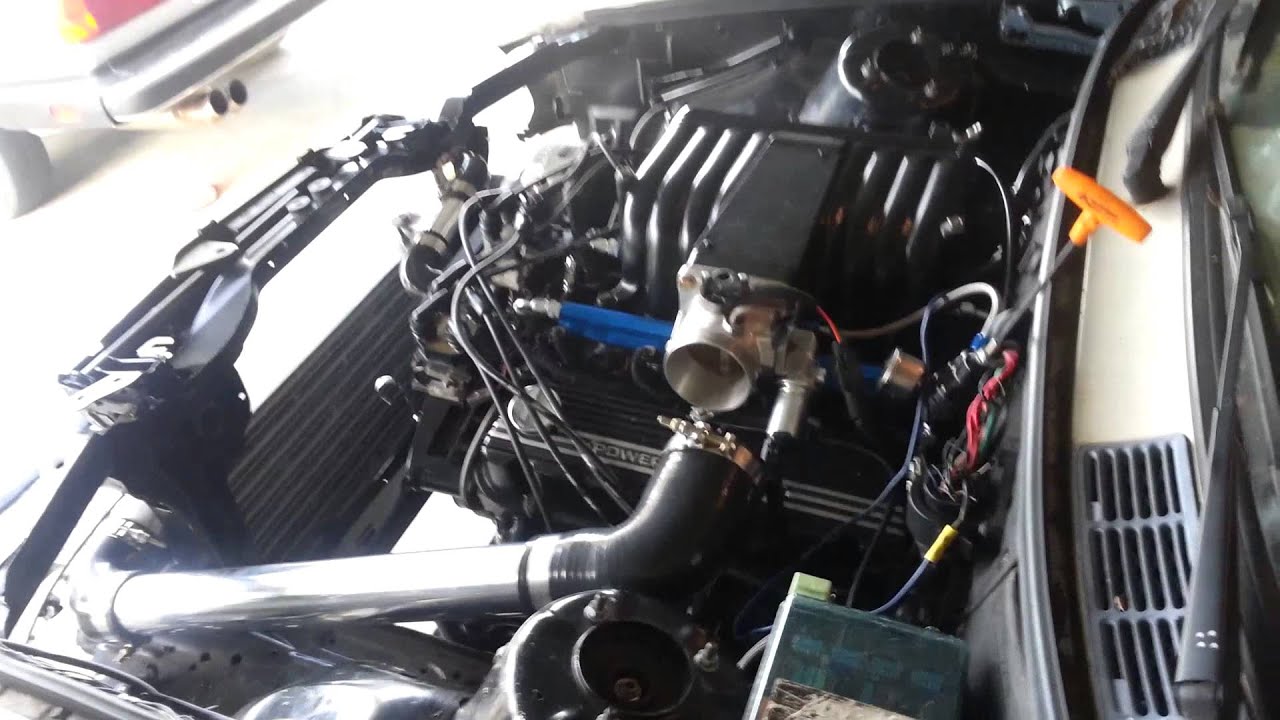 E30 302 swap. - YouTube