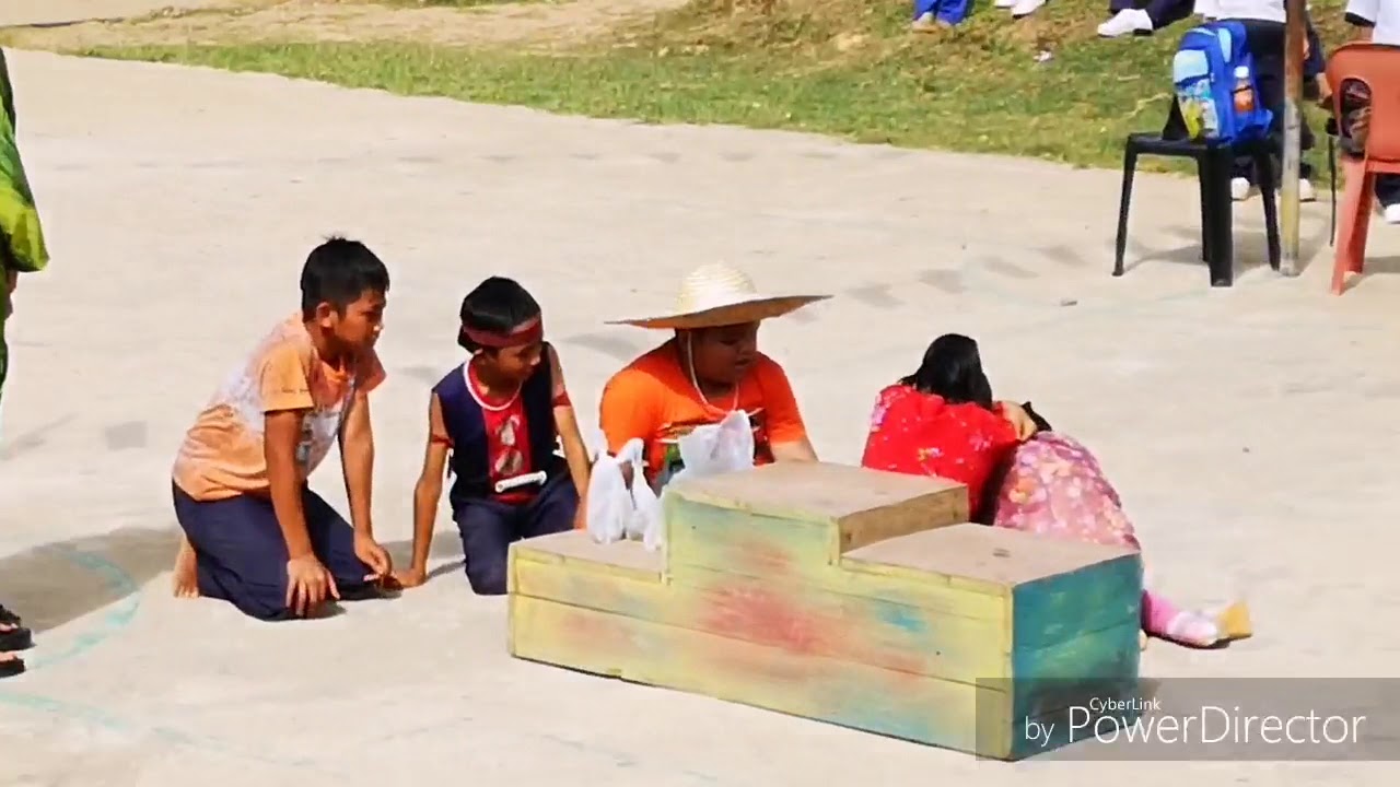 Hari Malaysia SK. Mandurian 2018 - YouTube