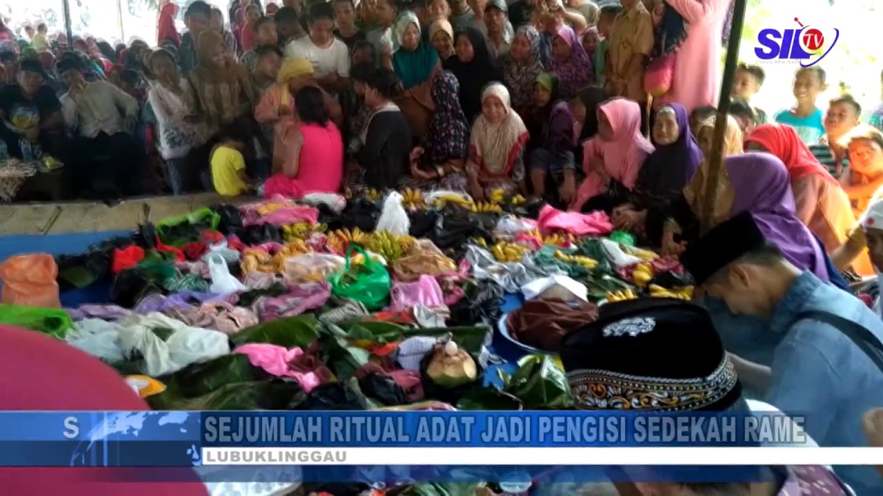 RITUAL ADAT SEDEKAH RAME BATU URIP - YouTube