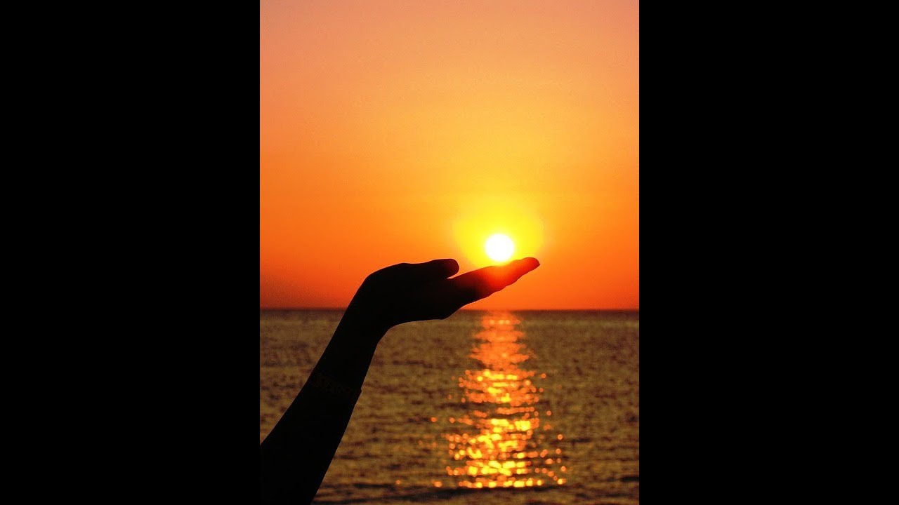 AMAZING FOOTAGE OF BLINKING SUN!!! WOW - YouTube