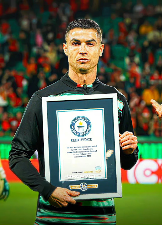 Ronaldo Sets A New Guinness Record ☠️🥶 - YouTube