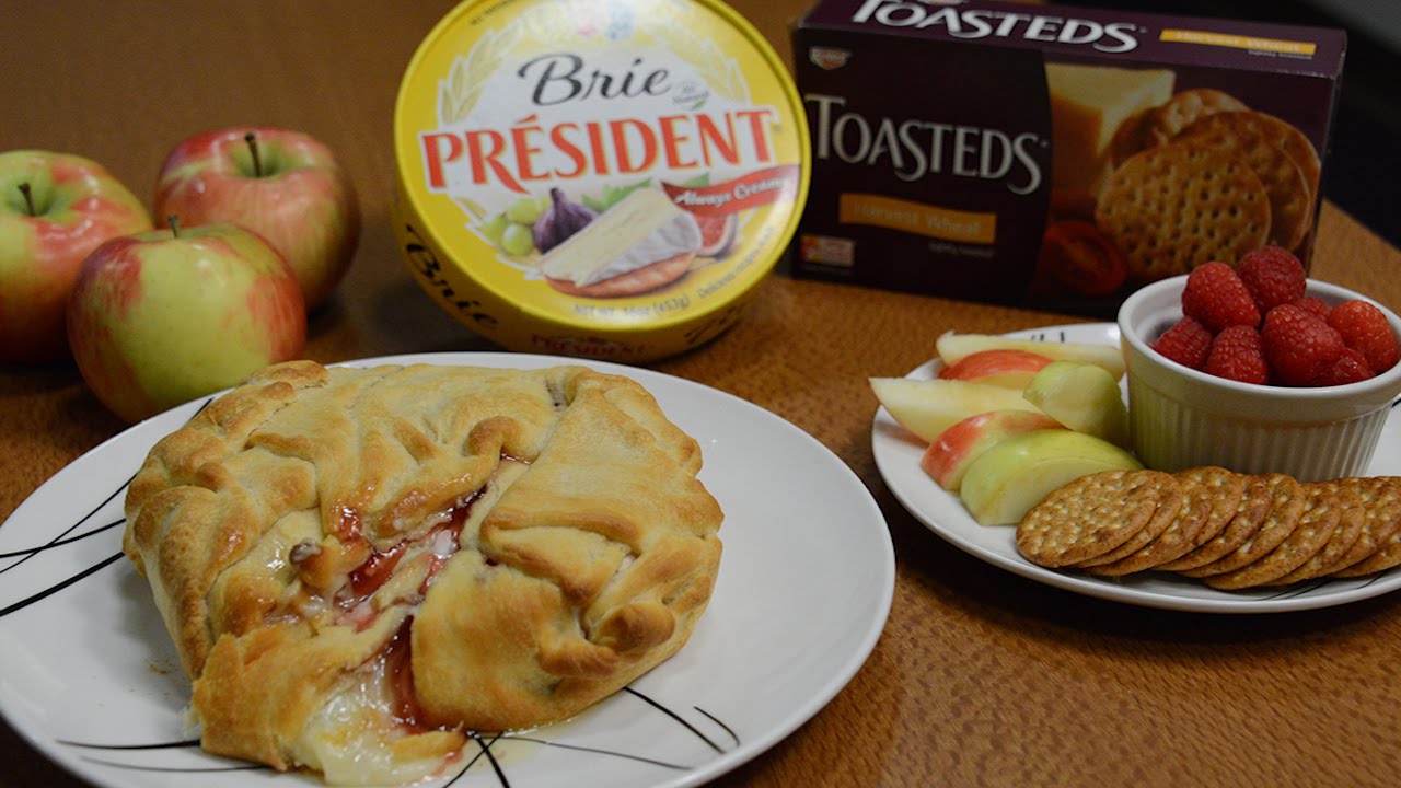 Wrapped Président Baked Brie - YouTube