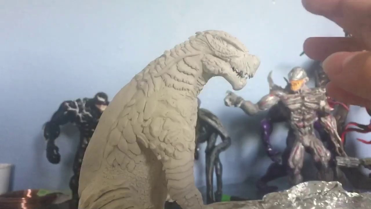 Godzilla (2014) Clay Sculpture Tutorial part 2 - YouTube