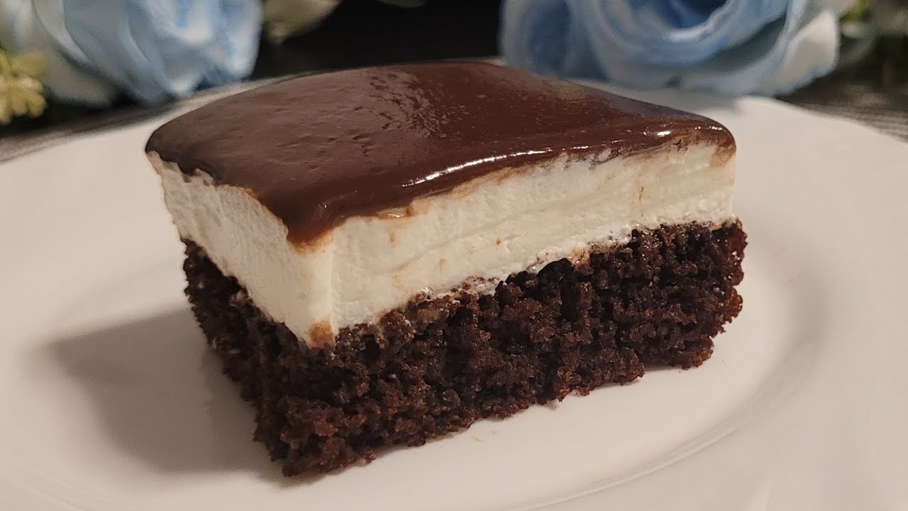 A simple and delicious nesquik cake - YouTube