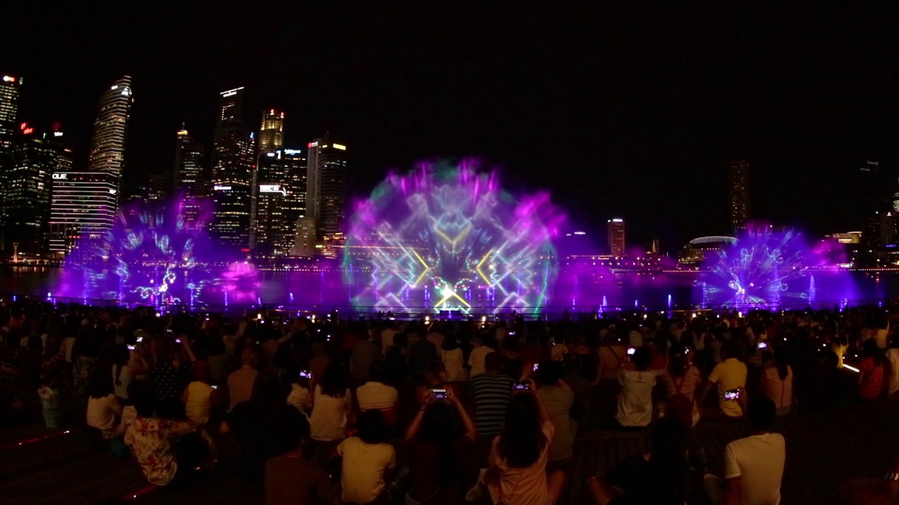 Spectra - a Light and Water Show - YouTube