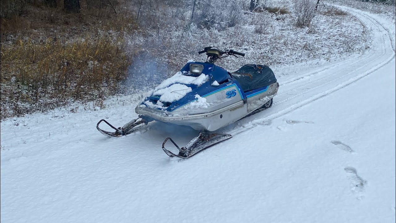 Fixing my 1980 ss440 snowmobile bog - YouTube