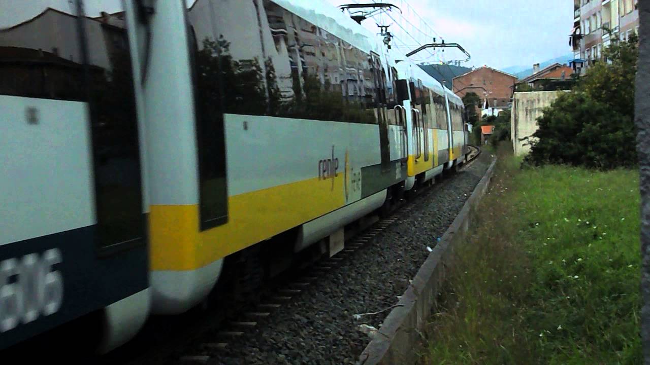 Renfe FEVE - 3605 + 3613 llegando a Aranguren apeadero - YouTube