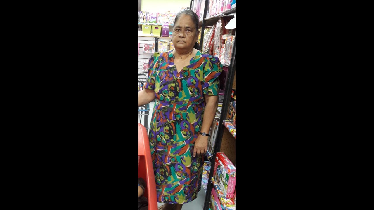 Savitri Rambachan Loorkhoor (funeral at Lachoos Road, Penal) - YouTube