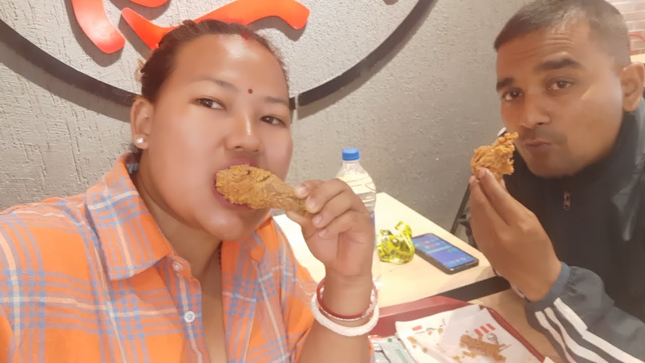 KFC surprise खानु लानु भयो #kfc #dailyvlog #bhatbhateni - YouTube