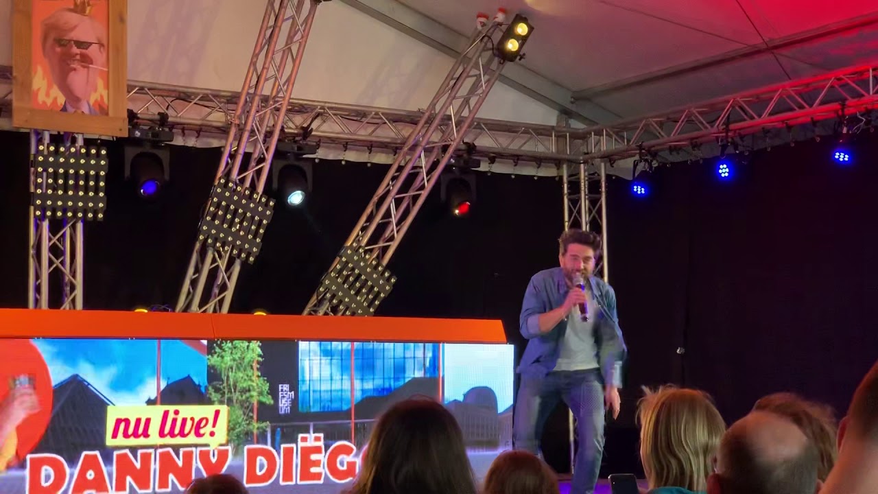 Danny Diego - Oyalela - (Leeuwarden Muziek Plein) (27-04-2019) - YouTube