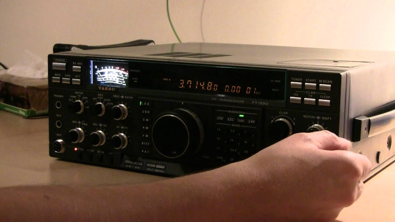 FT-990 First power on in my shack - YouTube