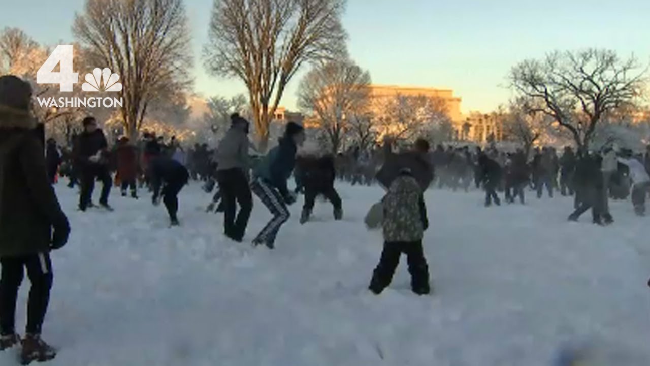 Snowball Fight on the National Mall | NBC4 Washington - YouTube