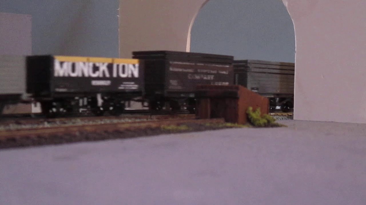 J11 pulling a small coal train On Leeds london Road - YouTube