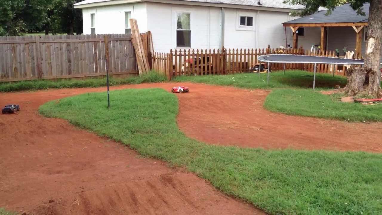 5 - Homemade Short Course RC Track - LOSI SCTE battle - YouTube