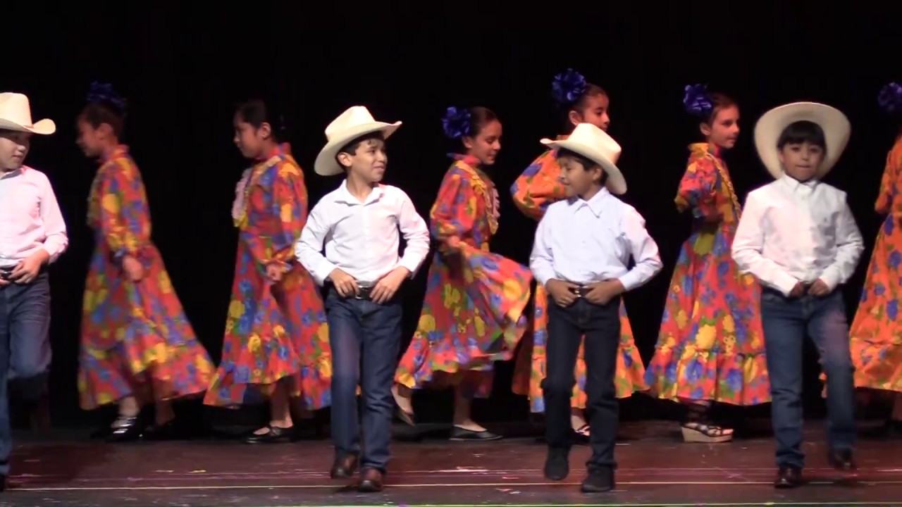 CSSM Third Graders Performing So Revolcadero/Durango - YouTube