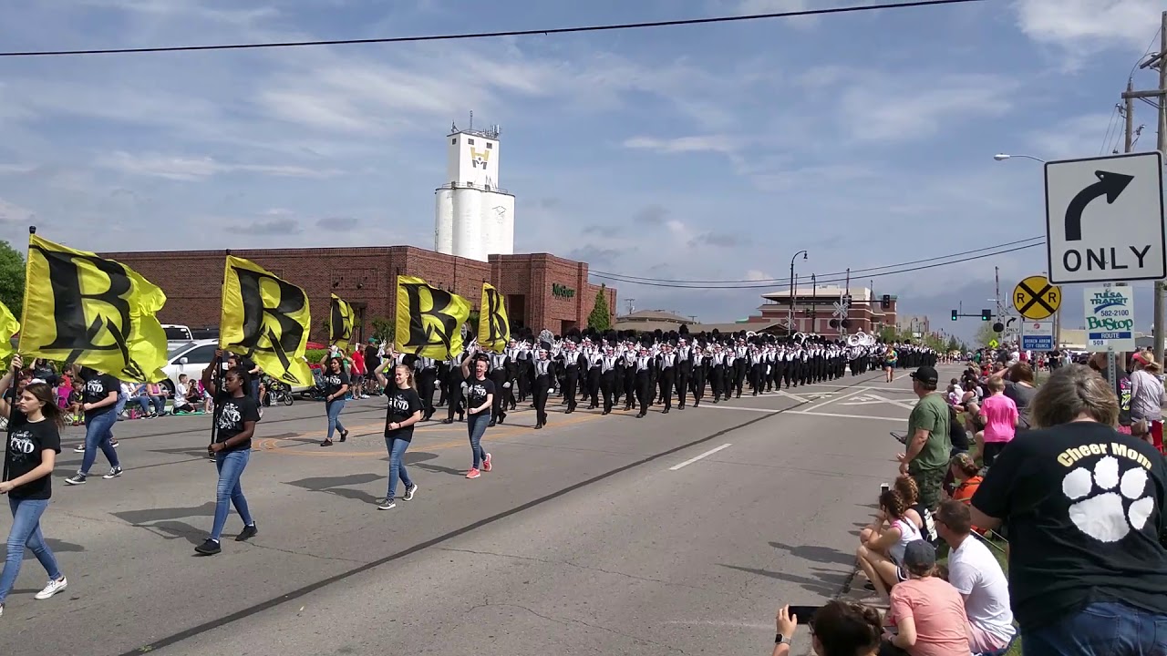 2018 Rooster Day Parade - YouTube