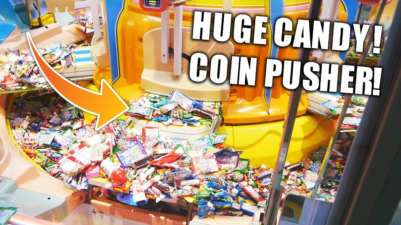 WE FOUND THE BIGGEST CANDY COIN PUSHER!! || Arcade Games - YouTube