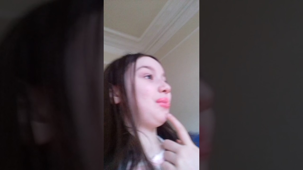 Me kissing my mum with a hundred layers of lip balm layla mackinnon - YouTube