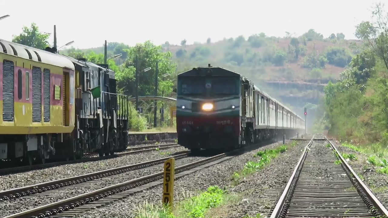 Mega Clash : TVC Rajdhani Express vs Madgaon Double Decker Express ...