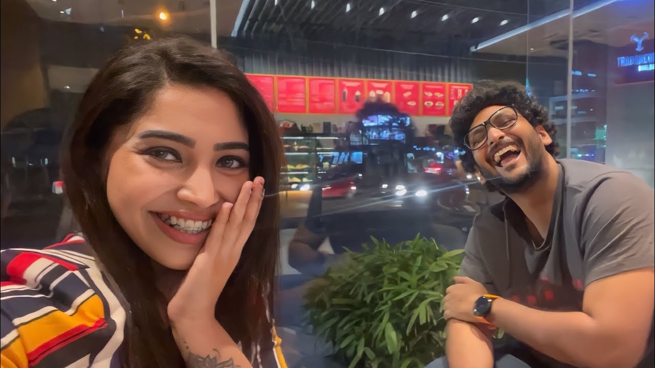 Shazzam-ന്റെ ‘iPhone Pro ‘ഓഫർ!🤩 ft @CallMeShazzamTECH | A Day in my ...