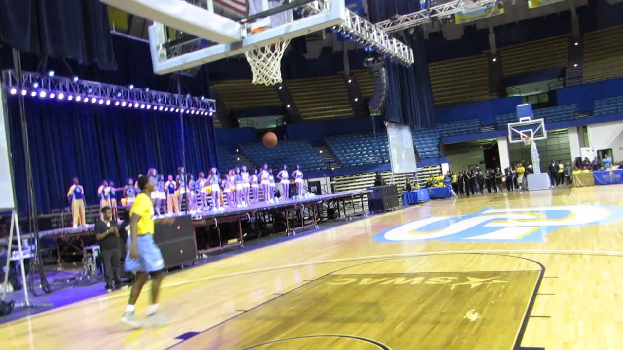 Jaguar Pandemonium Slam Dunk Contest 2013 - YouTube