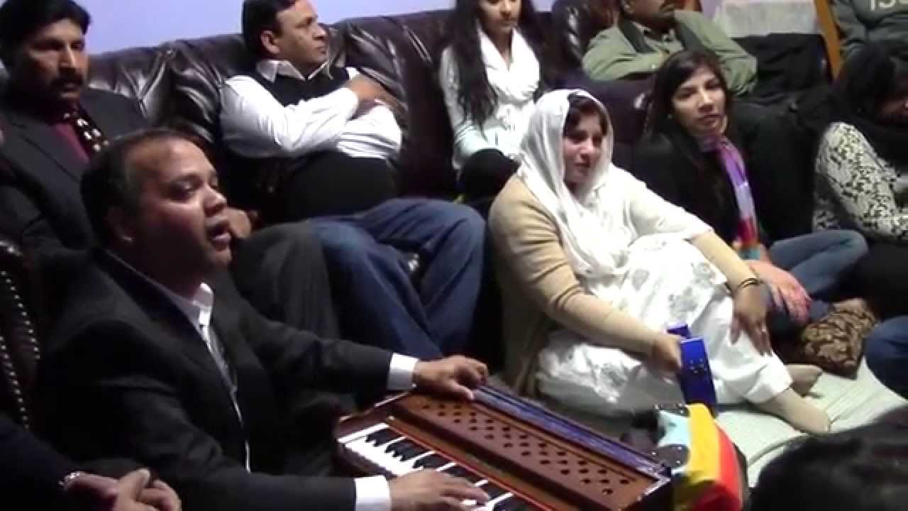 Yahowa Sade Naal Naal Hai - YouTube