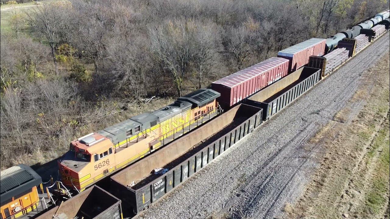 Eastbound BNSF 4249/7831/5626, Mixed Freight Train, "Cherokee Sub" Tulsa, OK, 11-22-2021, DJI ...