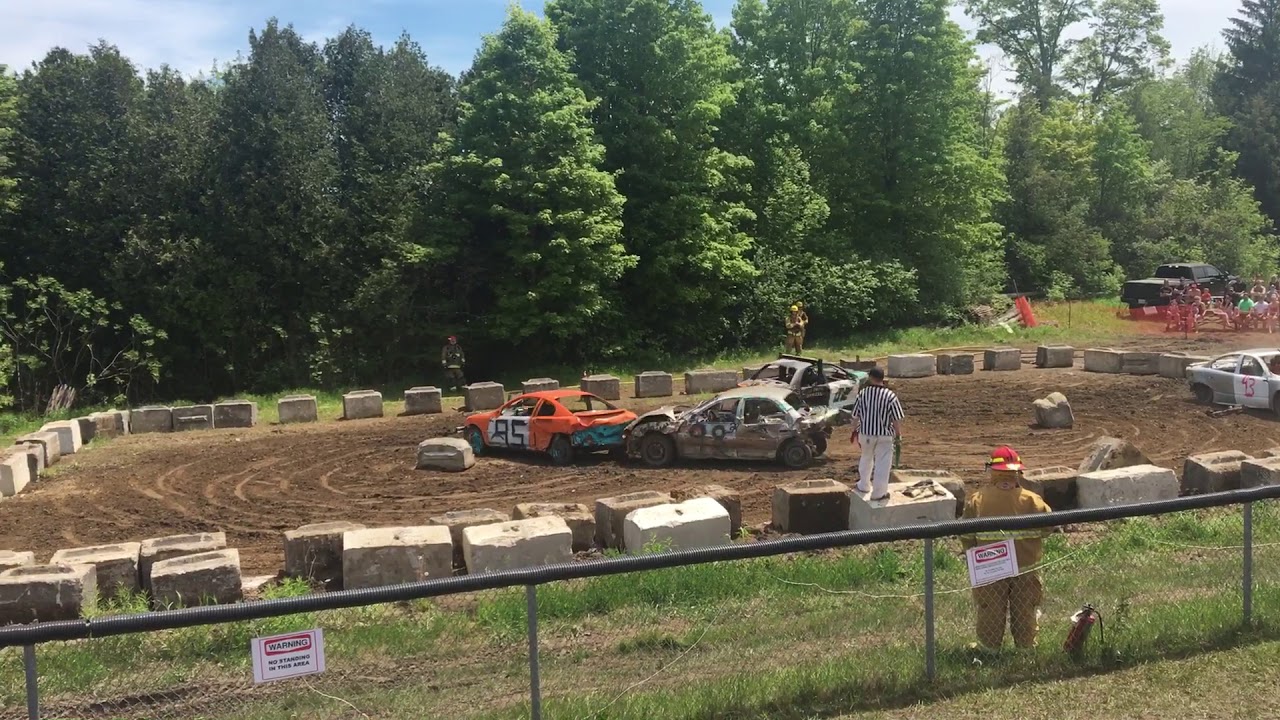 Millbrook Fair Figure 8 Heat 2 - YouTube