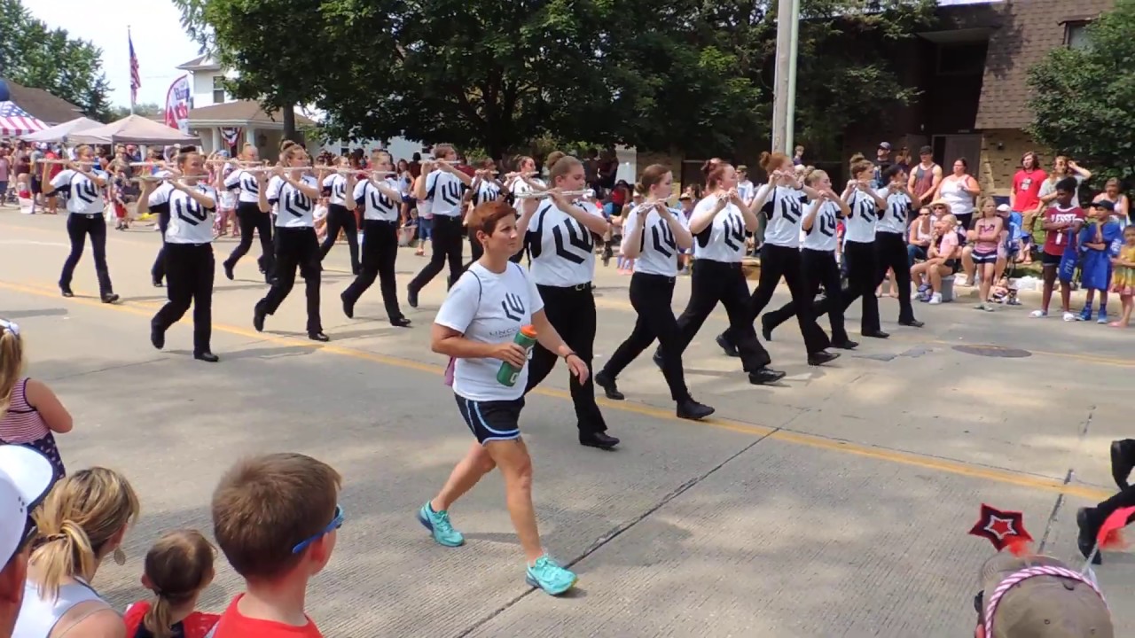 Marching Band in Mokena, Illinois 2017 4th of July Parade - YouTube